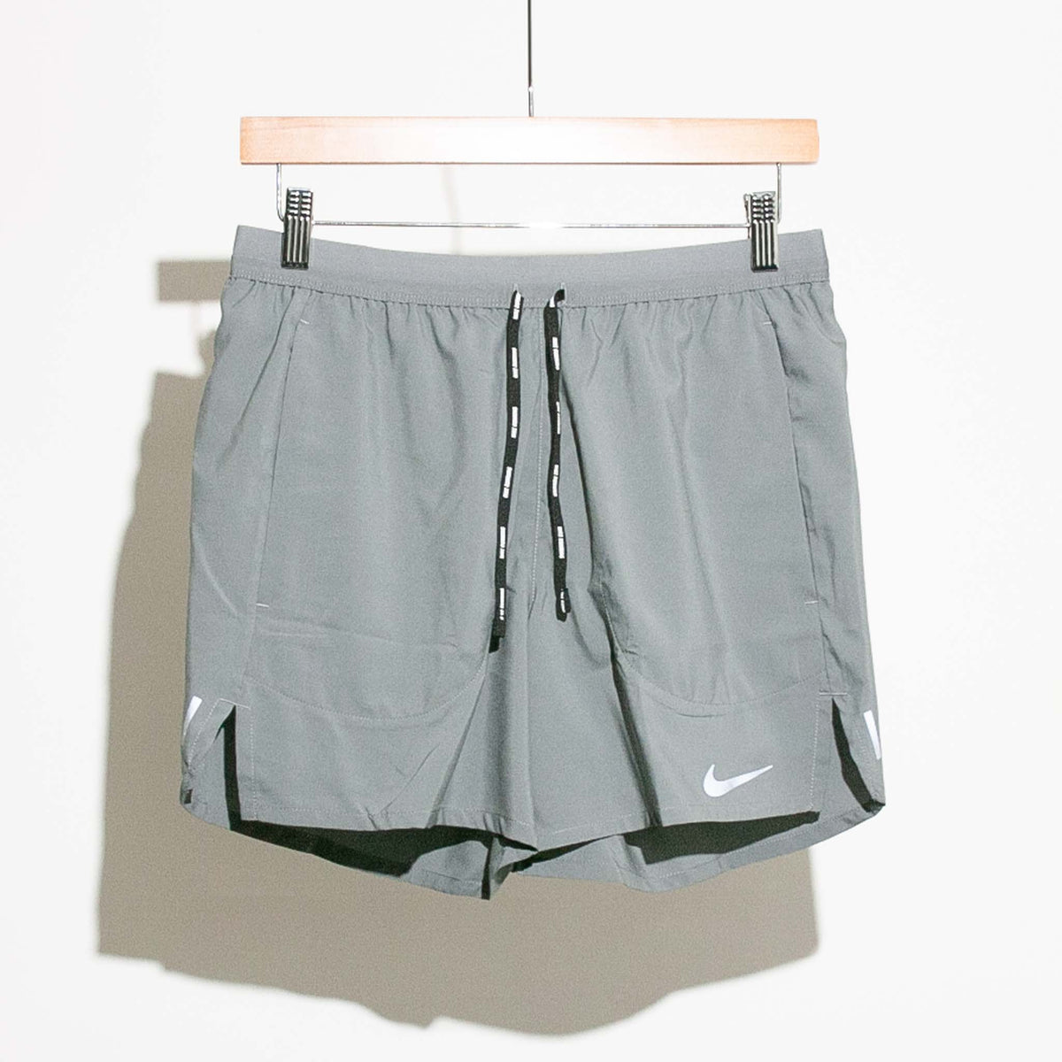 Nike Men's Flex Stride 5" Brief-Lined Running Shorts Smoke Grey – Caltone